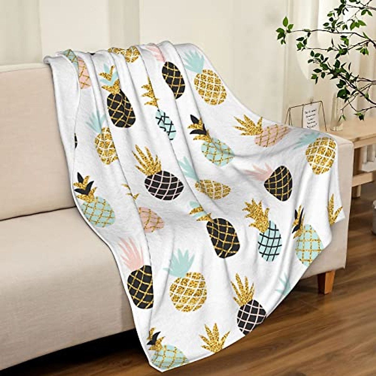 Cute Pineapple Stylish Glitter Throw Blanket Super Soft Warm Bed Blankets for Couch Bedroom Sofa Office Car, All Season Cozy Flannel Plush Blanket for Girls Boys Adults, 60 X 40 Inch