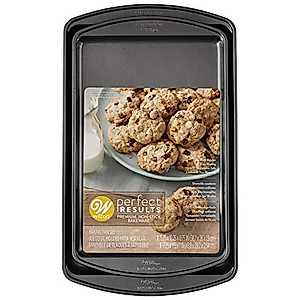 Wilton Perfect Results Premium Non-Stick Bakeware Cookie Baking Sheets Set, 2-Piece, Steel