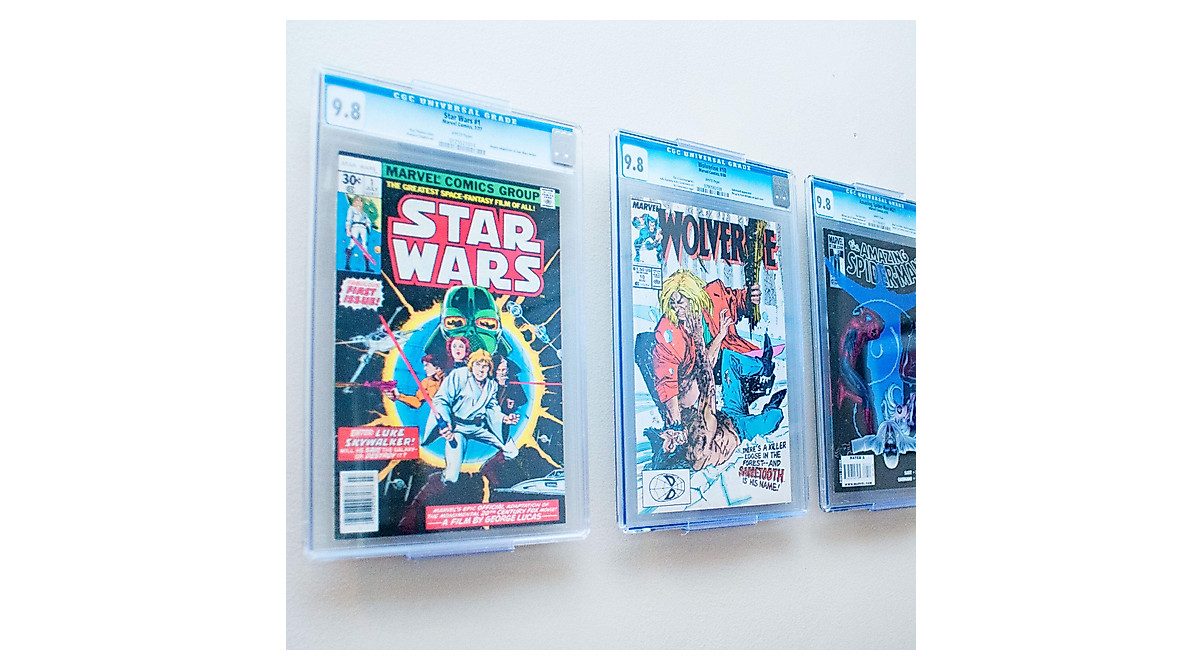 CollectorMount Comic Mount 5 Pack - Stylish Wall & Shelf Display