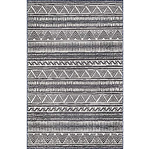 nuLOOM Charter Striped Tribal Indoor/Outdoor Area Rug, 6' 7" x 9', Grey