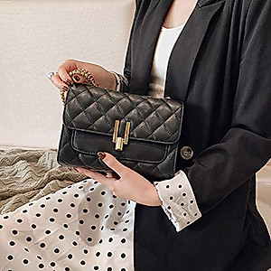 Plergi Small Genuine Leather Crossbody Quilted Flap Handbag with Chain Strap for Women Lightweight Cellphone Bag