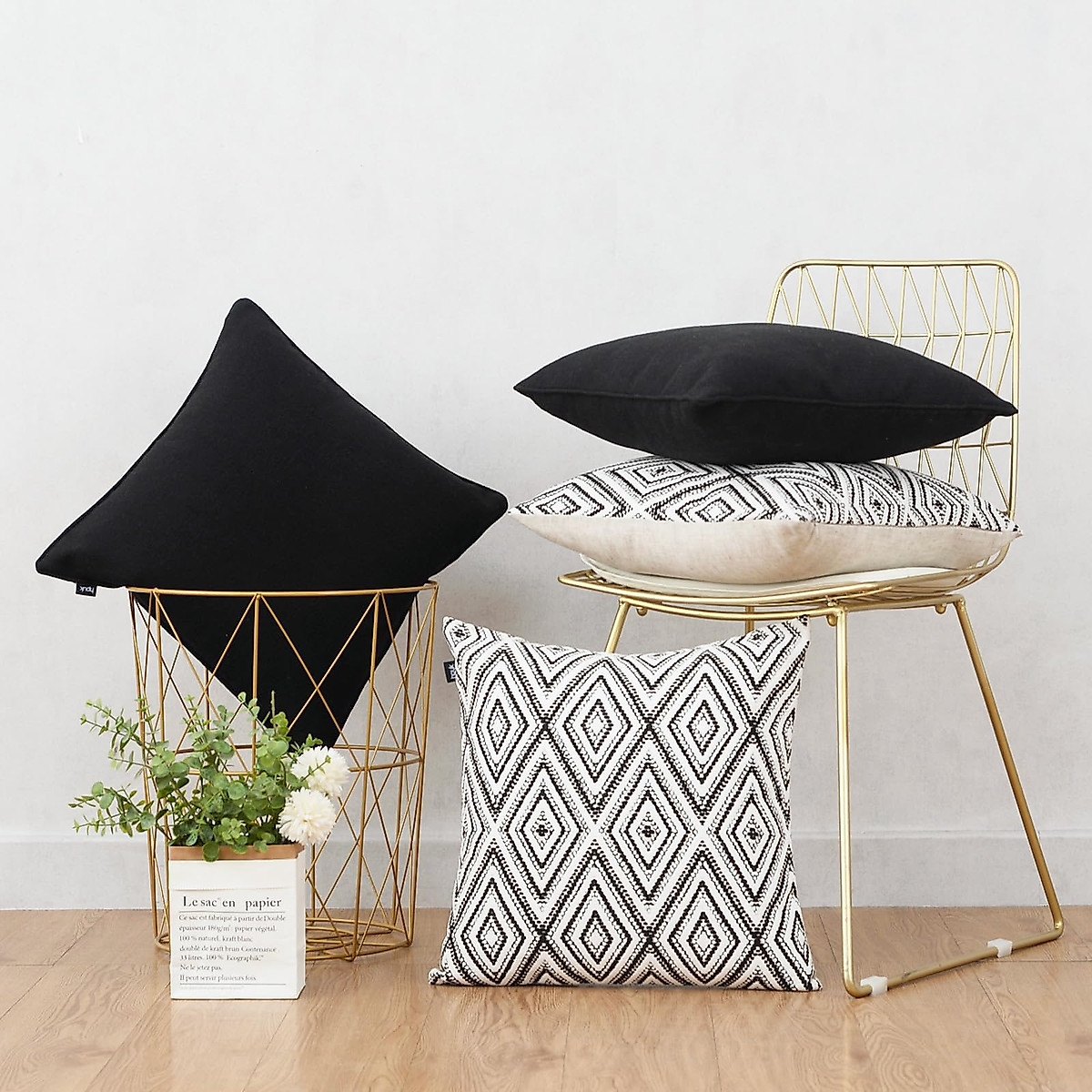 THOHAG Set of 4 Throw Pillow Covers 18 x18 inches, Soft Linen Cushion Covers, Square Decorative Couch Pillows Covers for Sofa Living Room, Black