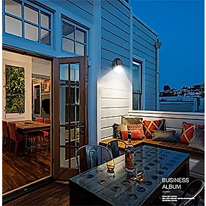 LED Human Body Induction Solar Personality Withsolar Motion Sen SOR Lights for Garden, Fence Ip65 Landscape Home Yard Decor Lighting Lawn Garden