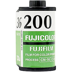 Fujifilm Fujicolor 200 Color Negative Film (35mm Roll Film, 36 Exposures)(Pack of 1)
