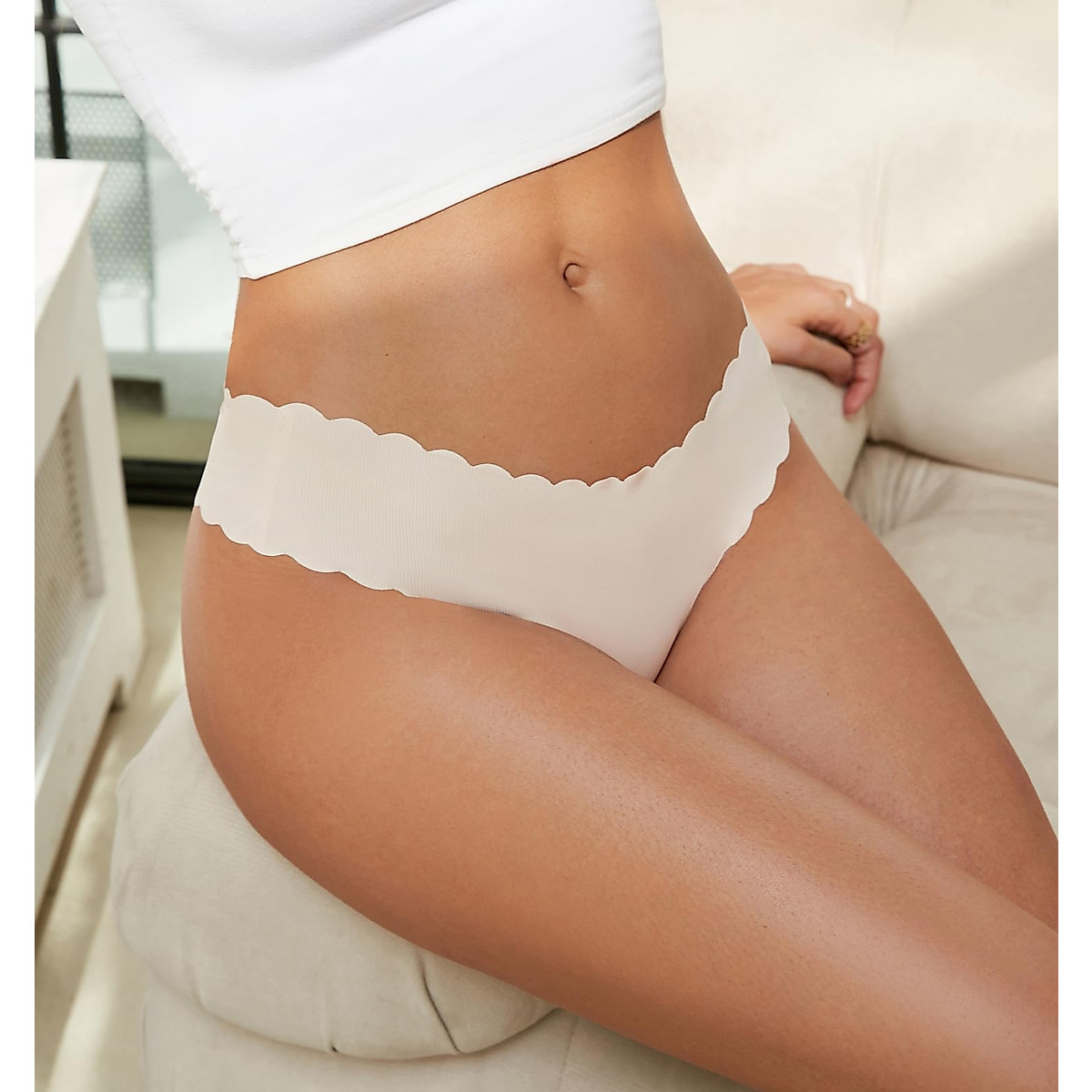 Wetopkim Seamless Thongs for Women, No Show Panties V-waisted Stretch Breathable, Seamless Thong Underwear 6 Pack S-XL