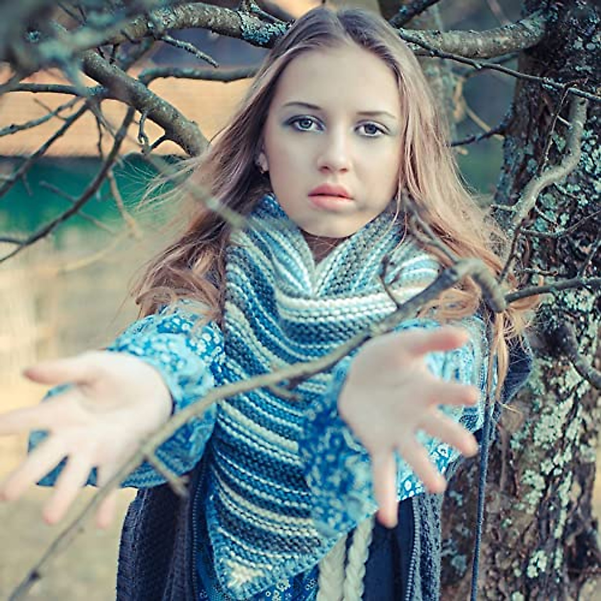 2Pcs Knitting Yarn Skeins Rainbow Multicolor Yarn Wool Crochet Yarn for Crocheting and Knitting Craft Yarn for Knitting and Crochet Projects DIY Crocheting Soft Knitting Yarn Skeins (50g)