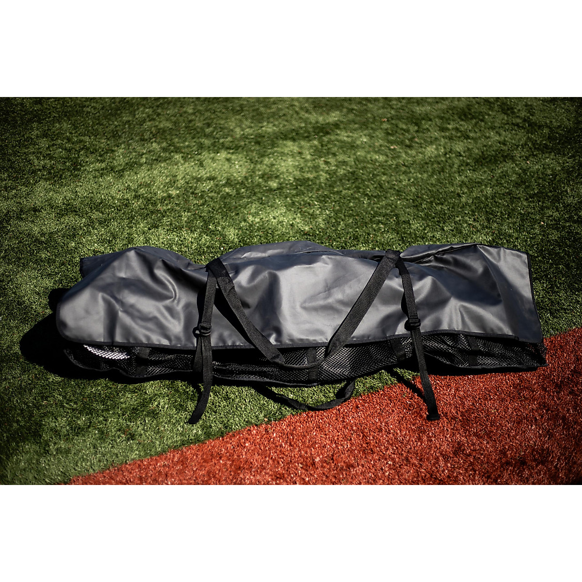 Easton | TEAM HANGING HELMET BAG | Holds 12 Baseball / Softball Helmets | Includes 3 Fence Hooks + Travel Straps