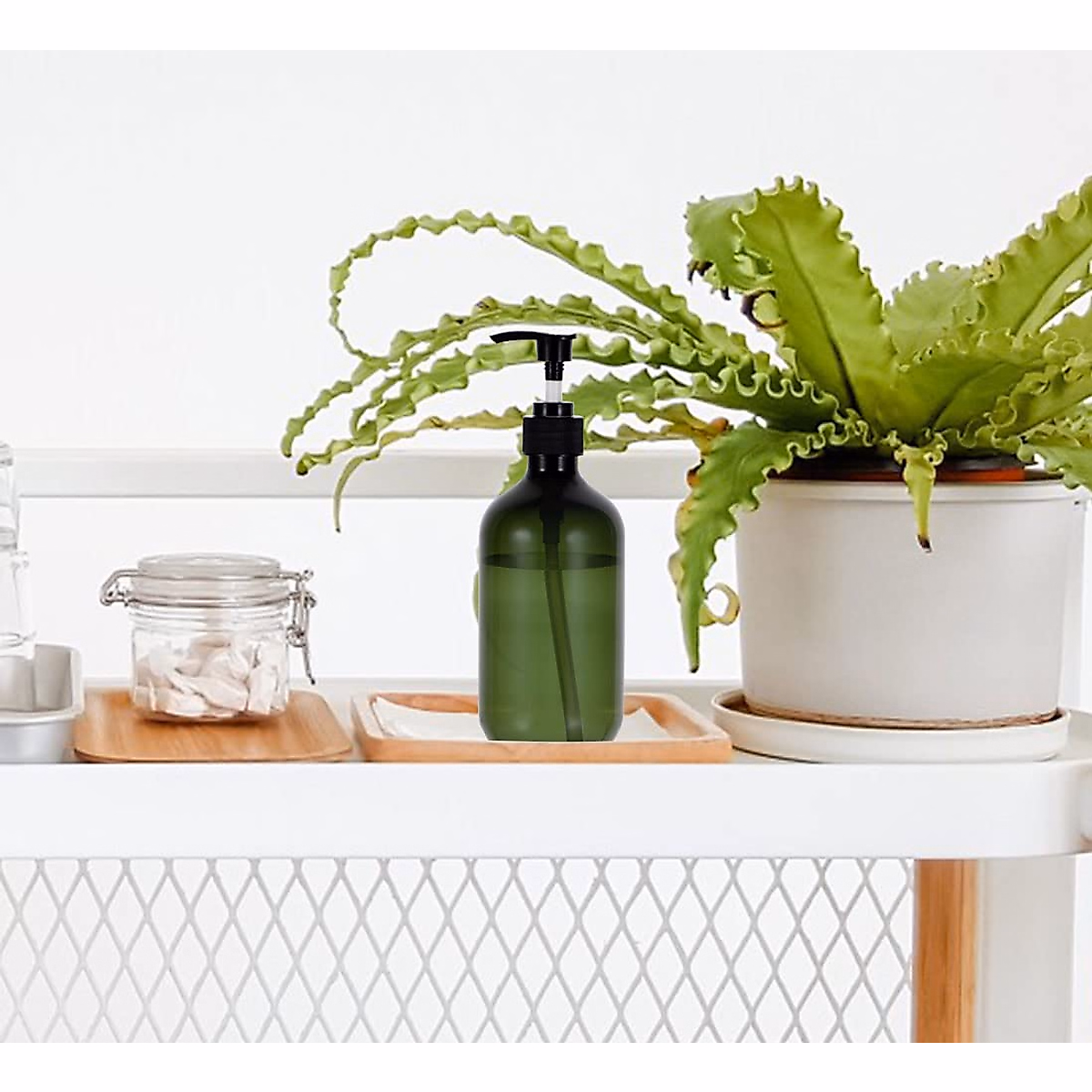 sdoot Green Pump Bottle, 2 Pack Shampoo Bottles with Pump, 17oz Refillable Plastic Soap Dispenser Pump Bottle for Shampoo Conditioner, Shampoo Lotion Body Wash