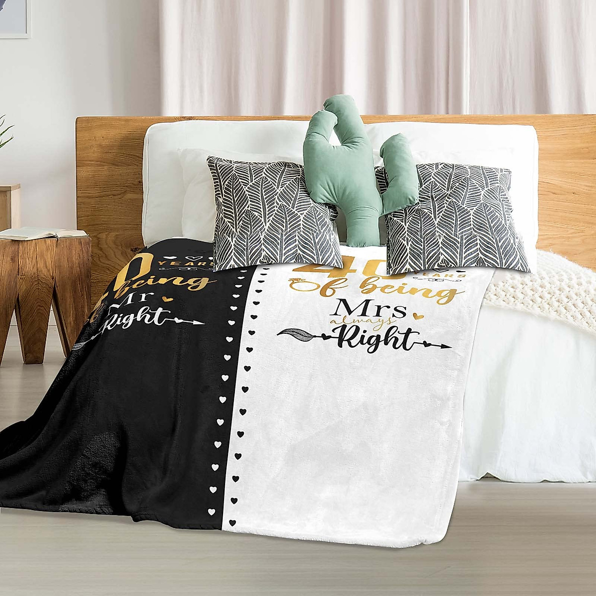 50th Wedding Anniversary for Couples Golden 50th Anniversary for Parents 50 Years of Being Mr. Right Mrs. Always Right Gift Wedding Anniversary Blanket Gifts for Husband Wife Parents Grandparents