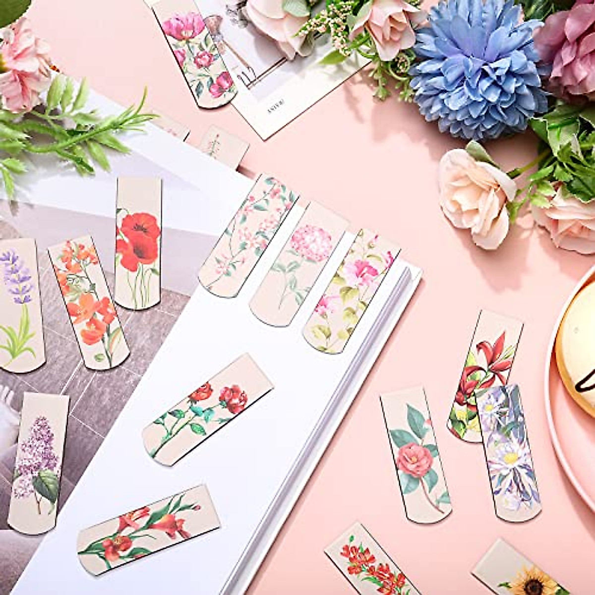 30 Pcs Magnetic Bookmarks Flowers Magnet Page Markers Pretty Bookmarks for Book Lovers Magnet Bookmark Clips Assorted Book Markers Set for Women Students Reading Office, Floral Style 2.3 x 0.8 Inches