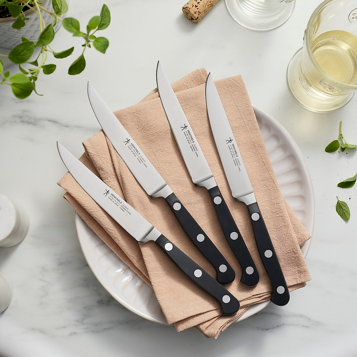 HENCKELS Classic Razor-Sharp Steak Knife 4 Piece Set, German Engineered Informed by 100+ Years of Mastery