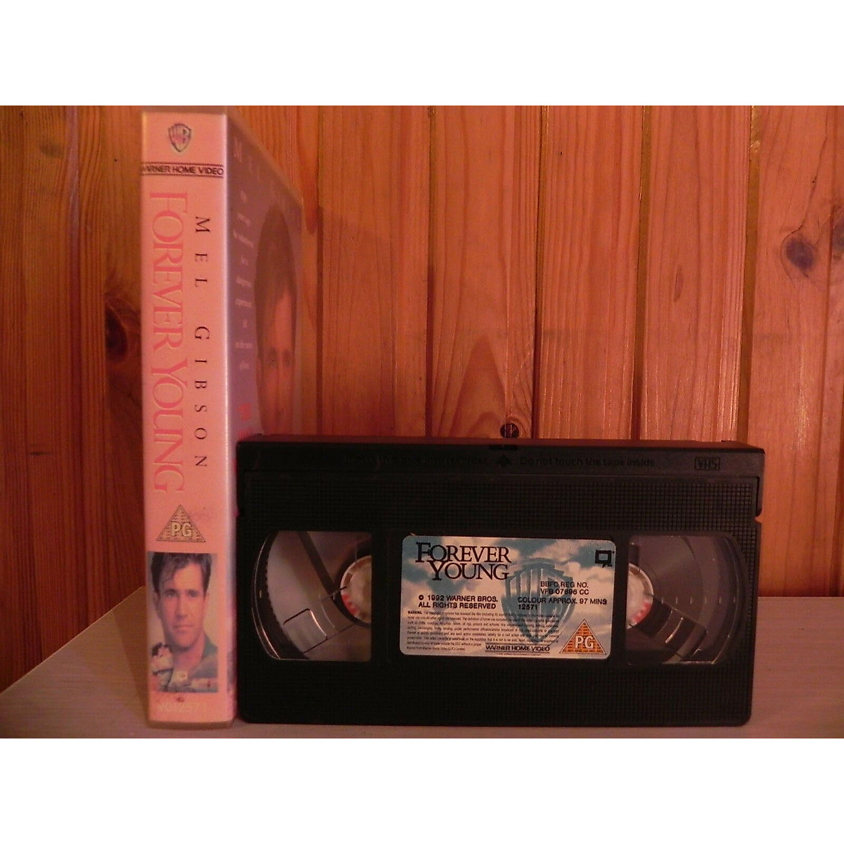 FOREVER YOUNG - Mel Gibson - Cryo Sleep Drama - Big Box - Ex-Rental Video - VHS