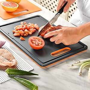 linoroso Paring Knife 3.5 inch Small Kitchen Knife with Dishwasher Safe Plastic Cutting Boards for Kitchen, Sharp Forged German Carbon Stainless Steel Fruit Knife with Defrosting Tray Set of 3