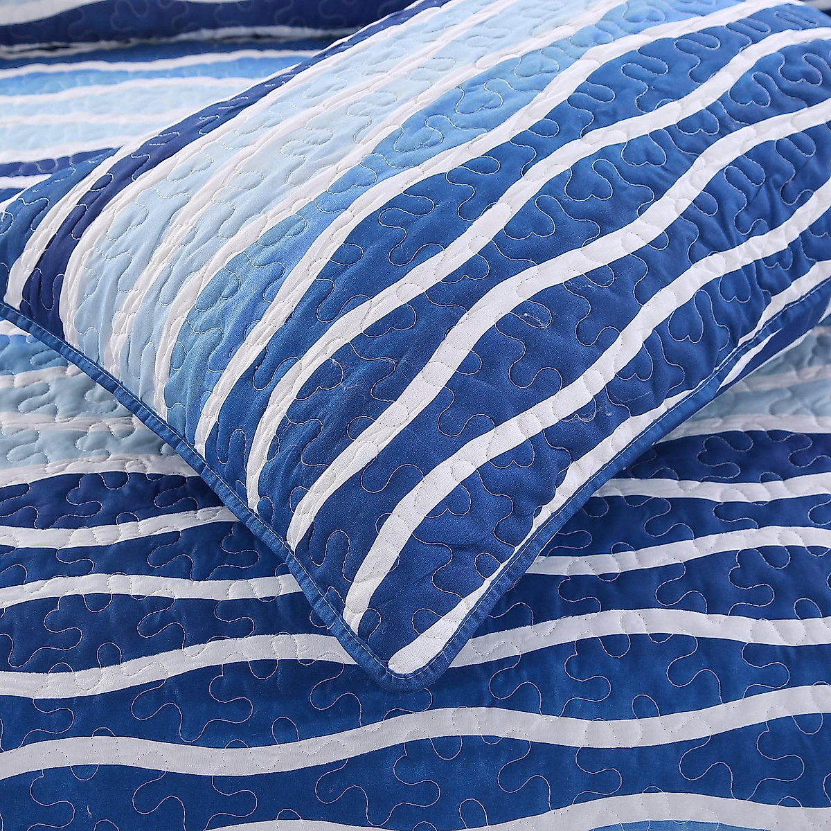 SLPR Blue Wave 2-Piece Quilt Set - Twin Size with 1 Sham, Coastal Beach House Bedding with Nautical Wave Design for Kids, Summer Ocean Waves Quilted Bedspread in Beachy Theme
