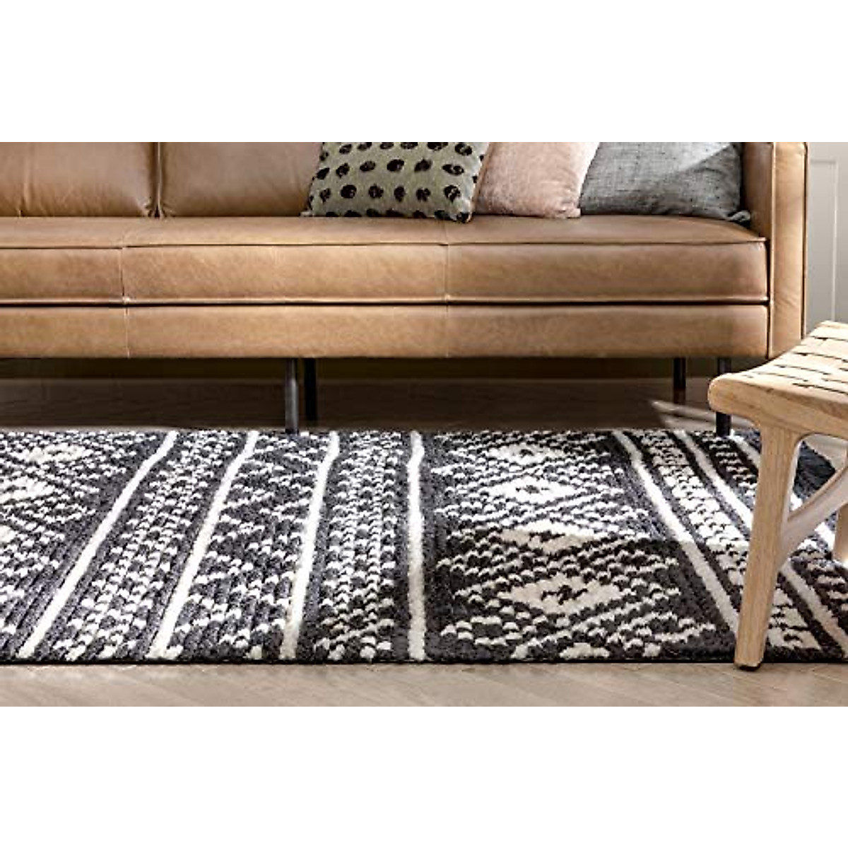 Well Woven Nakoma Grey Tribal Diamond Pattern Area Rug 8x10 (7'10" x 9'10")