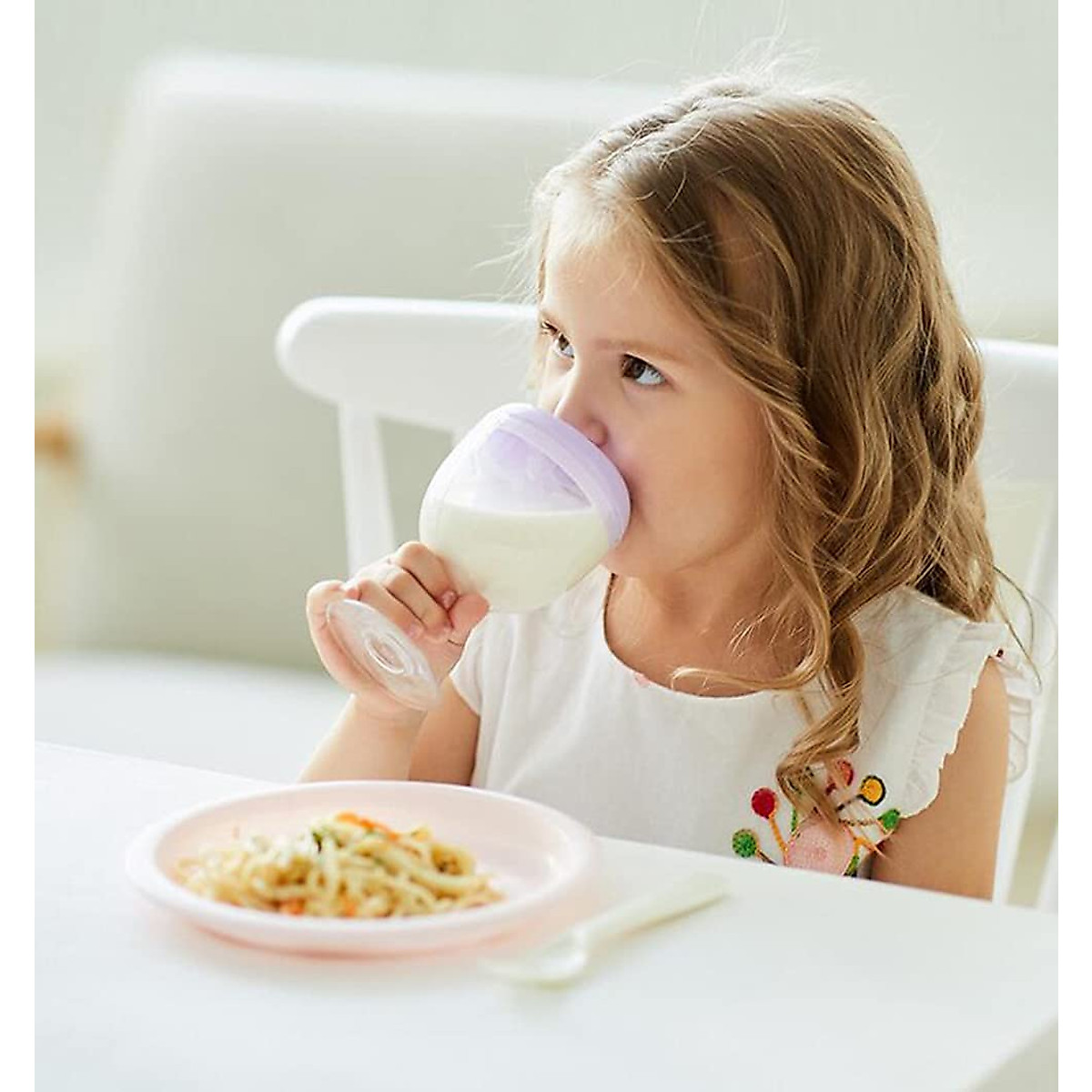 Mokde Mondge Wine Glass Sippy Cup Plastic Goblet Cup Beverage Mug Milk Bottle with Lid for Baby Kids Birthday Party Christmas Celebration New Year Celebrating (Pink)