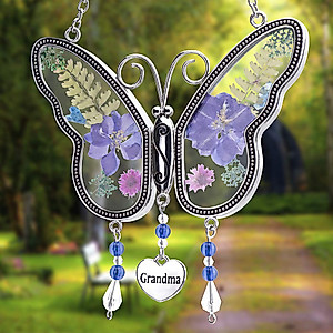 Laraine Butterfly Suncatcher with Pressed Colourful Flower Wings Mom Mother's Day Butterfly Glass Wind Chime Ornament Charm with Metal Heart Gifts for Mom Grandma Birthday (Purple Grandma)