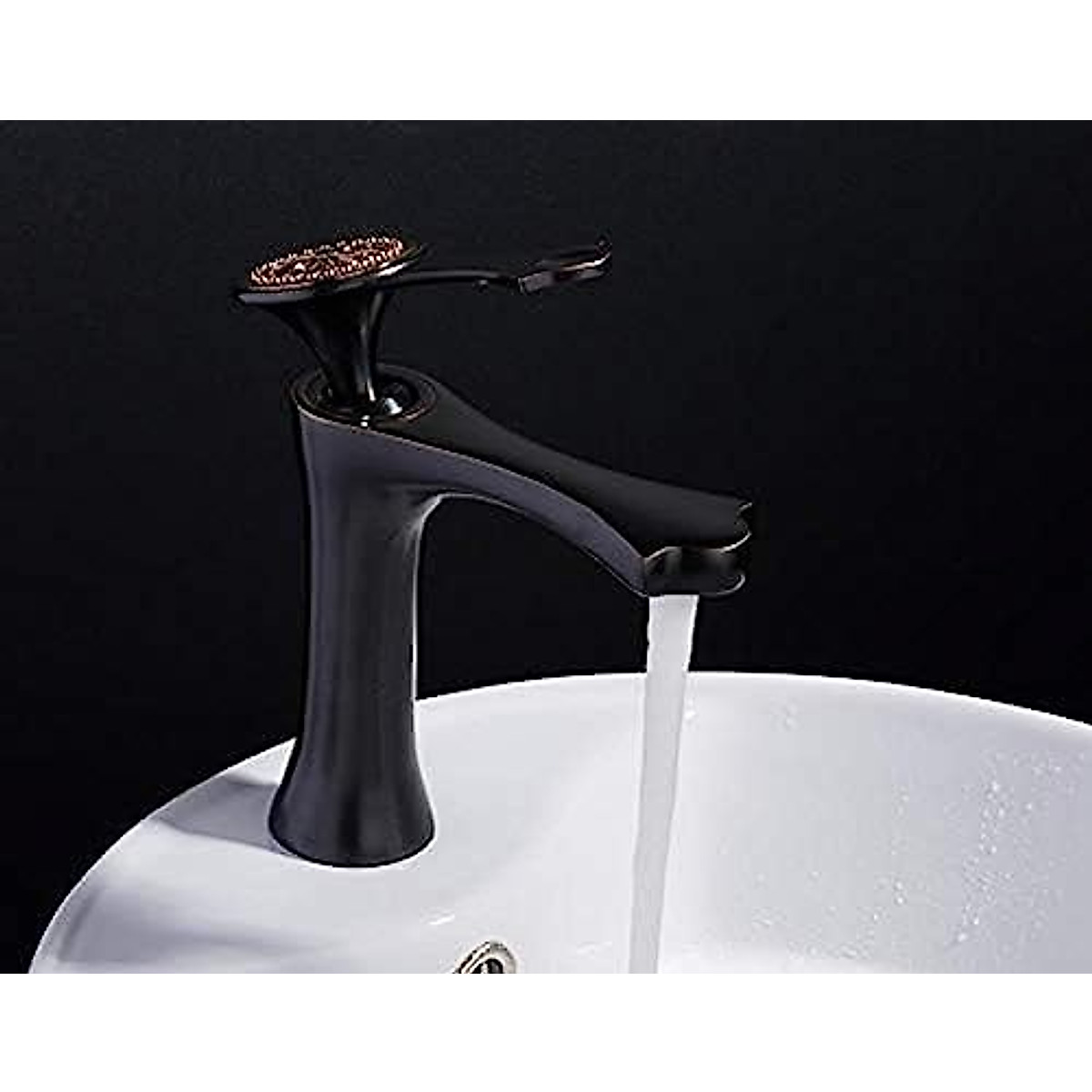 Kitchen Taps Vintage Black Bathroom Basin Faucet Copper Material Single Handle Bath Tap Spray Paint Cold and Hot Water Mixer