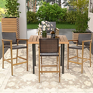 Tangkula Patio Rattan Bar Stool Set of 2, Outdoor PE Wicker Bar Chairs with Armrests, Counter Height Acacia Wood Barstools with Sturdy Footrests, for Balcony, Backyard, Poolside (2, Mix Brown)