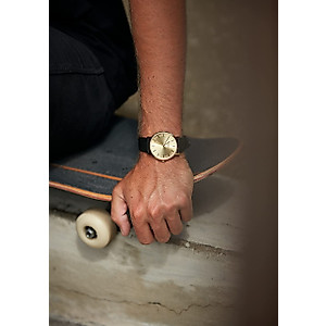 NIXON Porter Leather A1058 50m Water Resistant Men’s Watch (20-18mm Leather Band and 40mm Watch Face)