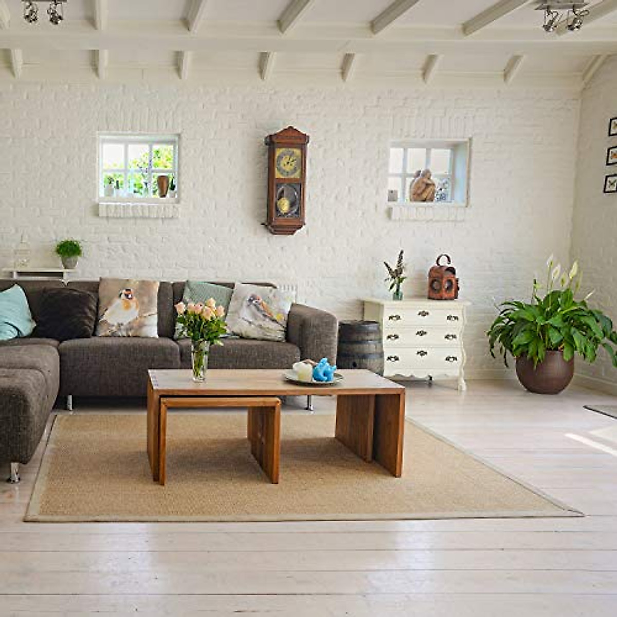 Amazon Basics 7 W Equivalent 50W , 3000K Warm White, Dimmable, 10,000 Hour Lifetime, MR16 (GU10 Base) LED Light Bulb , 2-Pack