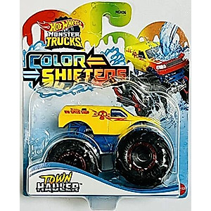 Hot Wheels 2022 - Monster Trucks - Town Hauler - Color Shifters