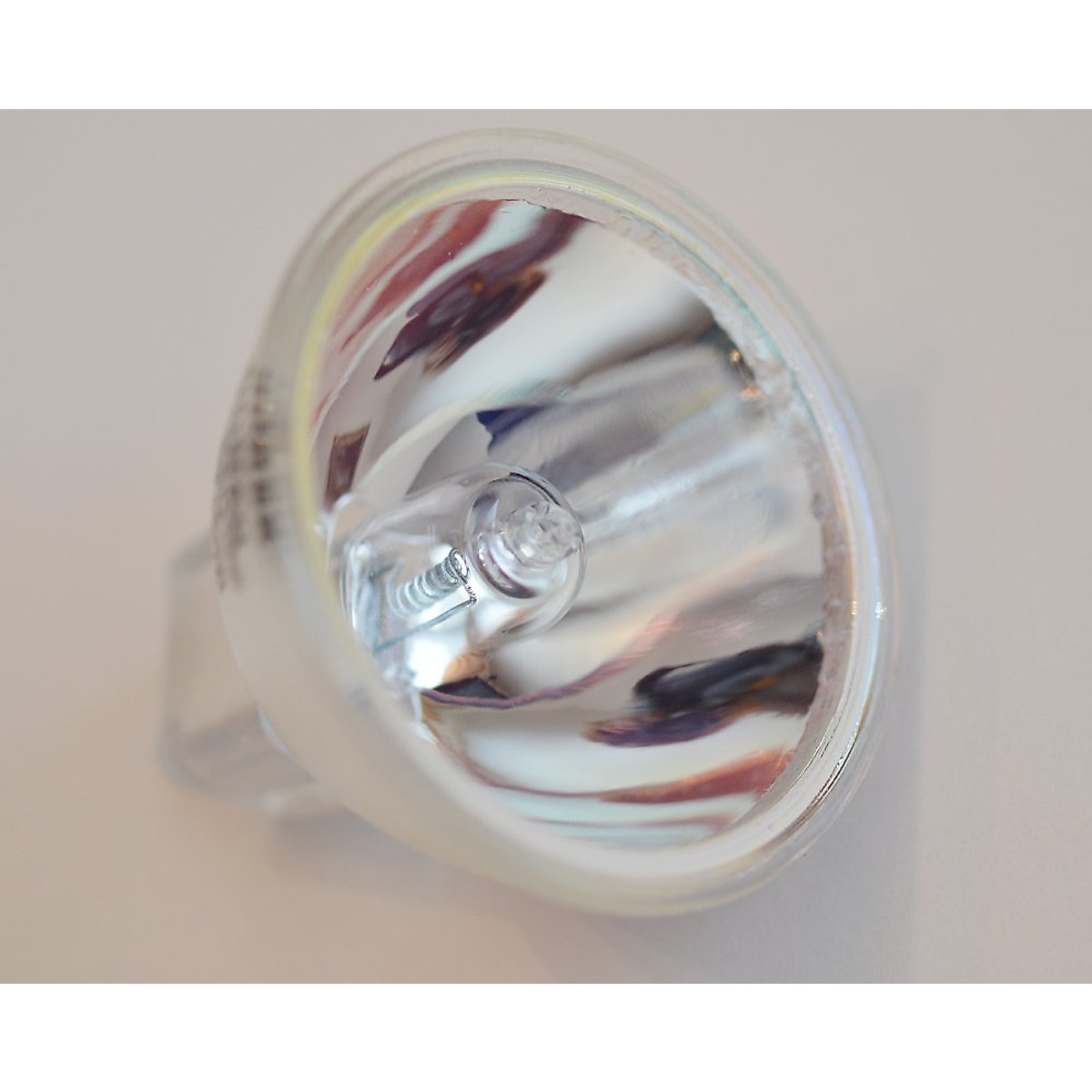 Donar 2pcs ESD 120V 150W Bulb for DMD ITC Spectravue Intraoral Video Camera, Telicam with Memory – ICS IntraCam – Narva Orbitec 13142 H63215 – O’Ryan Omega 110 – Star Dental Colorlight 430SWL Lamp