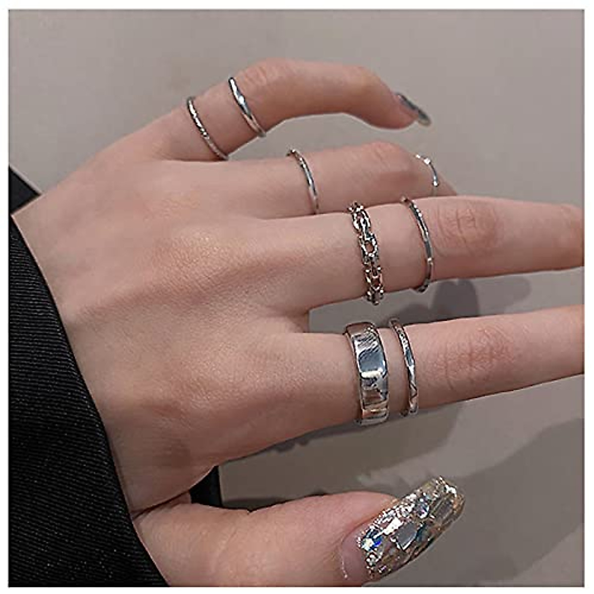 17Pcs Adjustable Punk Chain Rings Set， Vintage Knuckle Gothic Rings Set Alloy Biker Obsidian Chain Open Rings, Stackable Hollow Carved Finger Rings Midi Rings Joint Jewelry for Women (Silver)