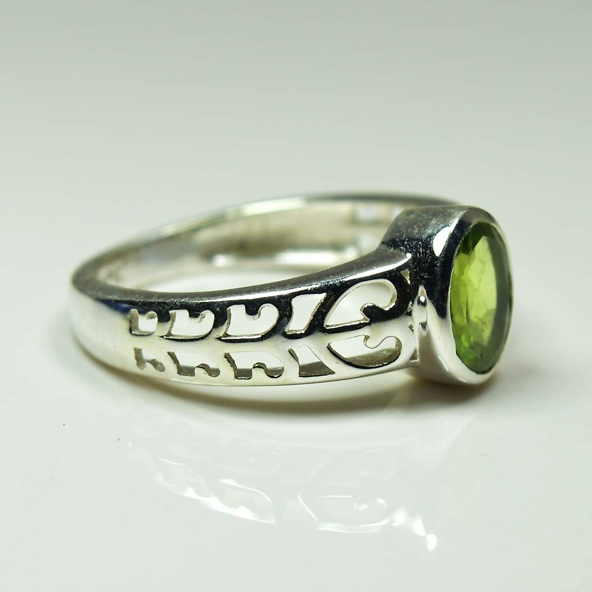 55Carat Natural Peridot Ring 925 Sterling Silver Oval Cut August Birthstone Bezel Style Jewelry Size 4-13