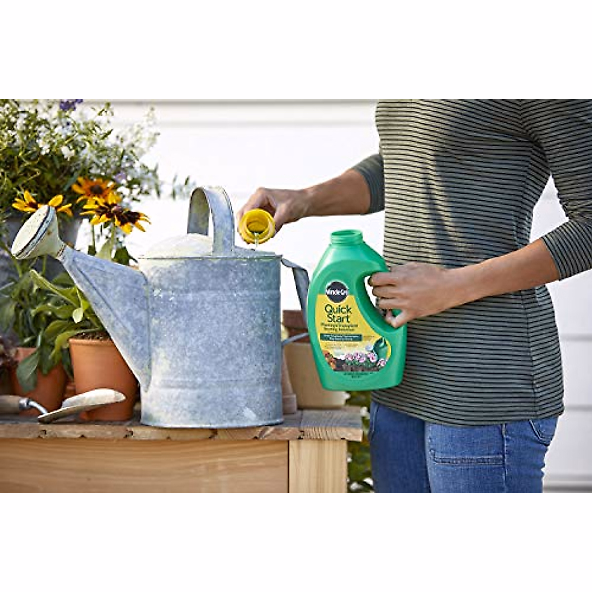 Miracle-Gro Quick Start Planting and Transplanting Starting Solution, 48 oz. (6 Pack)