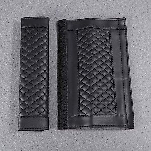 VOSAREA 2pcs Auto Car Lambskin Seatbelt,Car Shoulder Seatbelt Strap Pads Cover,Adjustable Universal Car Seat Strap Protector for Safety Driving (Black)