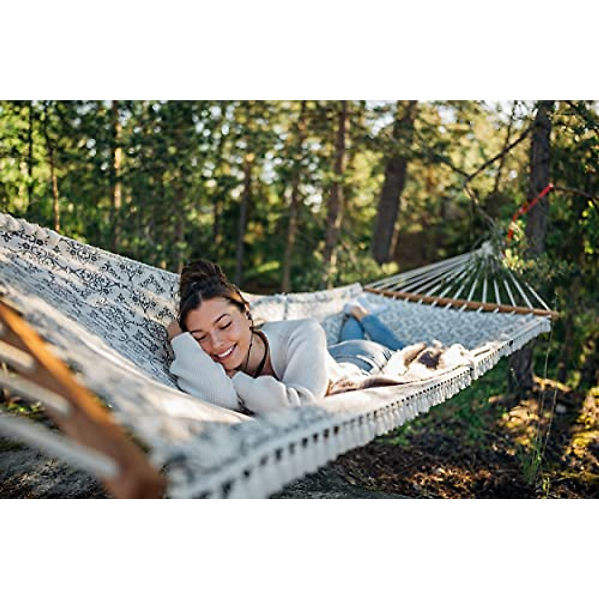 beyerdynamic Blue BYRD (2nd Generation) Bluetooth 5.2 in-Ear Headphones with Neckband, Microphone, 14 Hours Battery Life, IPX4, Sound Personalization and Alexa Built-in