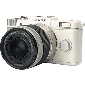 Pentax Q White kit w/02 Standard Zoom Lens