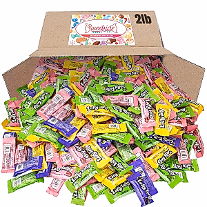 Laffy Taffy - Laffy Taffy Candy - Banana, Grape, Sour Apple, Flavors - Chewy & Tangy Laffy Taffy Bulk Candy Individually Wrapped - Holiday Candy Bulk, Candy for Pinata, Concession Stand (Mix) 2LB