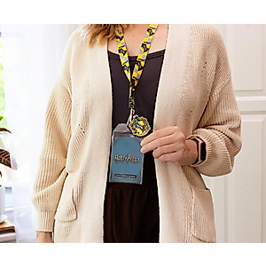 Harry Potter Hufflepuff 22-Inch Lanyard With ID Badge Holder And Logo Charm