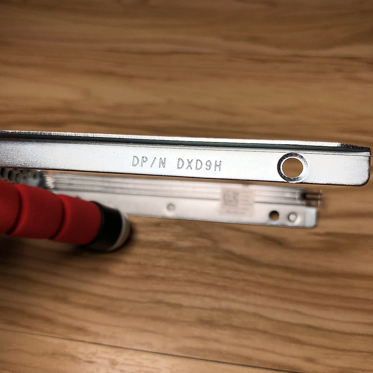 2.5" DXD9H SSD SAS SATA NVMe Hard Drive Caddy for 14th Gen R440 R640 R740 R740xd R940 R6415 R7415 R7425 Dell PowerEdge Servers Hot Swap Bracket