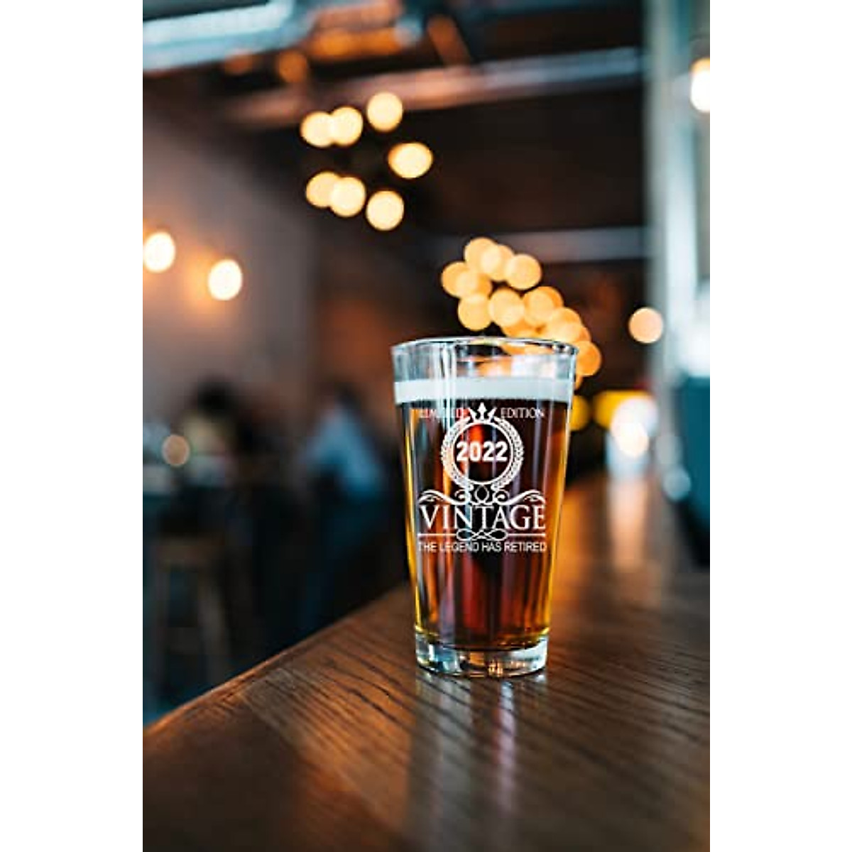 CARVELITA The Legend Has Retired 2022 Limited Editions 16oz Beer Glass - Funny Retirement Gifts For Men - Retired Gifts For Women - Happy Retirement Gifts - Retirement Party Decorations For Men