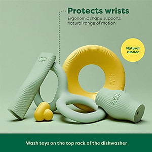 Earth Rated Tug of War Dog Toy, Interactive Pull Toy for Adult and Puppy Dogs, Ergonomic Grip, Natural Rubber, Large, Green