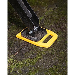 Camco Camper/RV Stabilizing Jack Pads | Features Interlocking Design & Includes Handy Strap for RV Storage and Organization | Molded of Strong UV Stabilized Polypropylene | 4-Pack (44595)