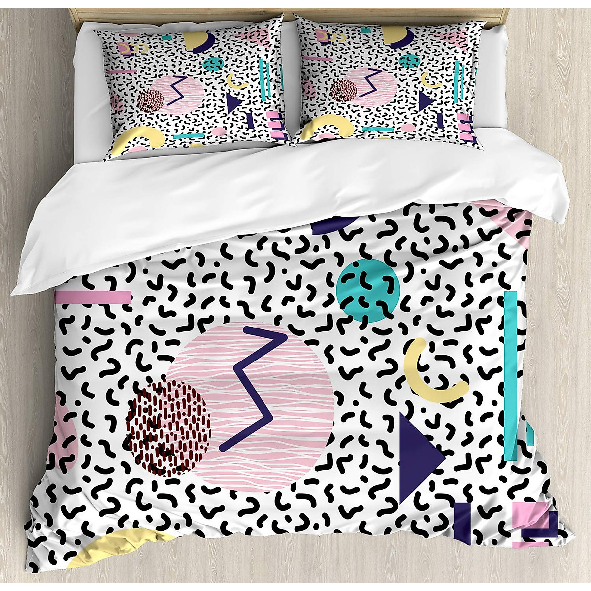 Ambesonne 90s Duvet Cover Set, Geometric Pattern in Retro Style Round Half Moon Triangle Shapes Art, Decorative 3 Piece Bedding Set with 2 Pillow Shams, Queen Size, Navy Yellow