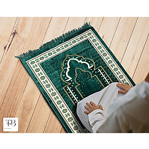 TB Islamic Prayer Rug Thick Soft Velvet Muslim Mat Unique Arabic Turkish African Embroidered Design Prayer Bead Daily Salah Prayer Meditation Ramadan Eid Gift for Women Men Kids (Green)