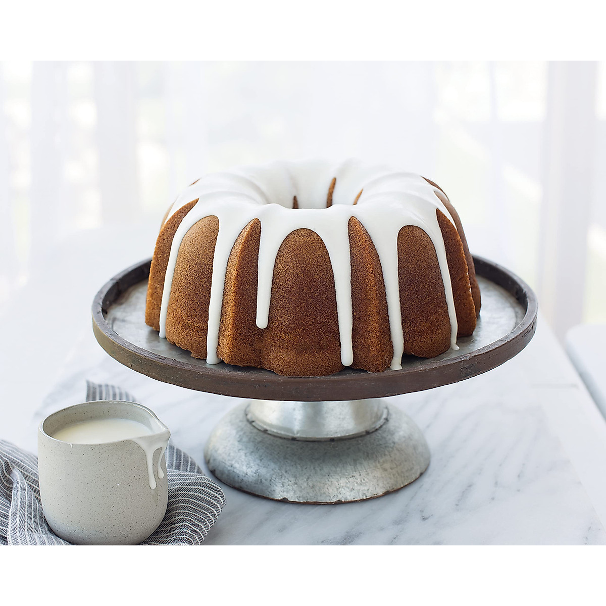 Nordic Ware Platinum Collection Anniversary Bundt Pan
