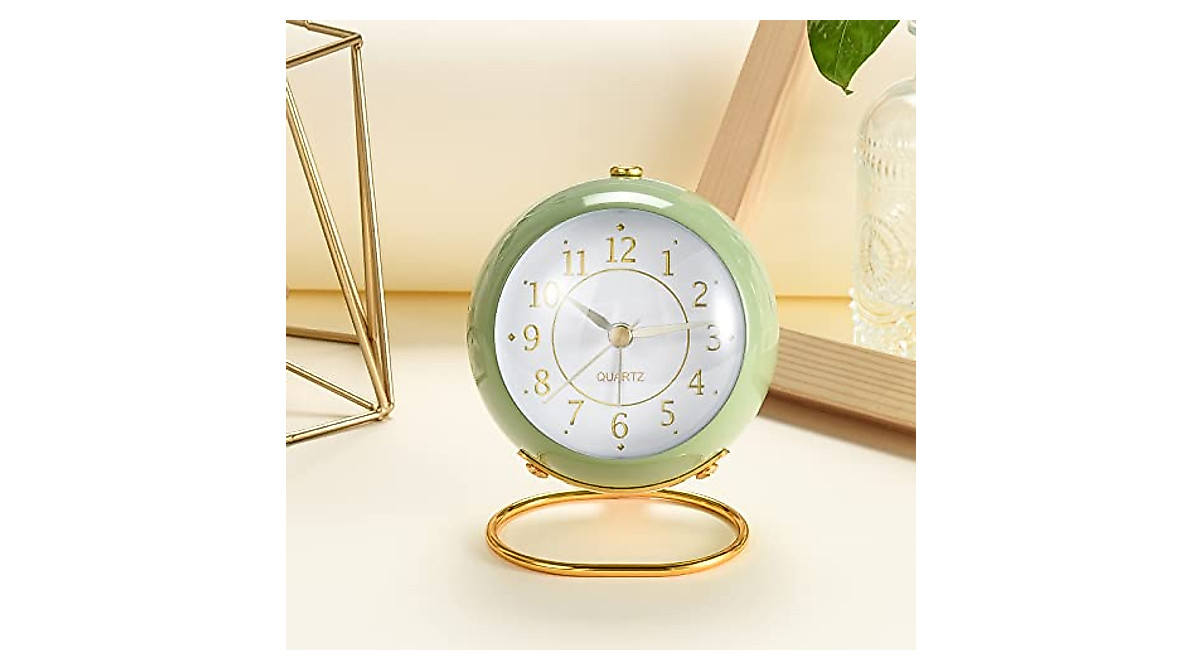 Tetino Retro Green Alarm Clock - Silent Desk Clock with Night Light