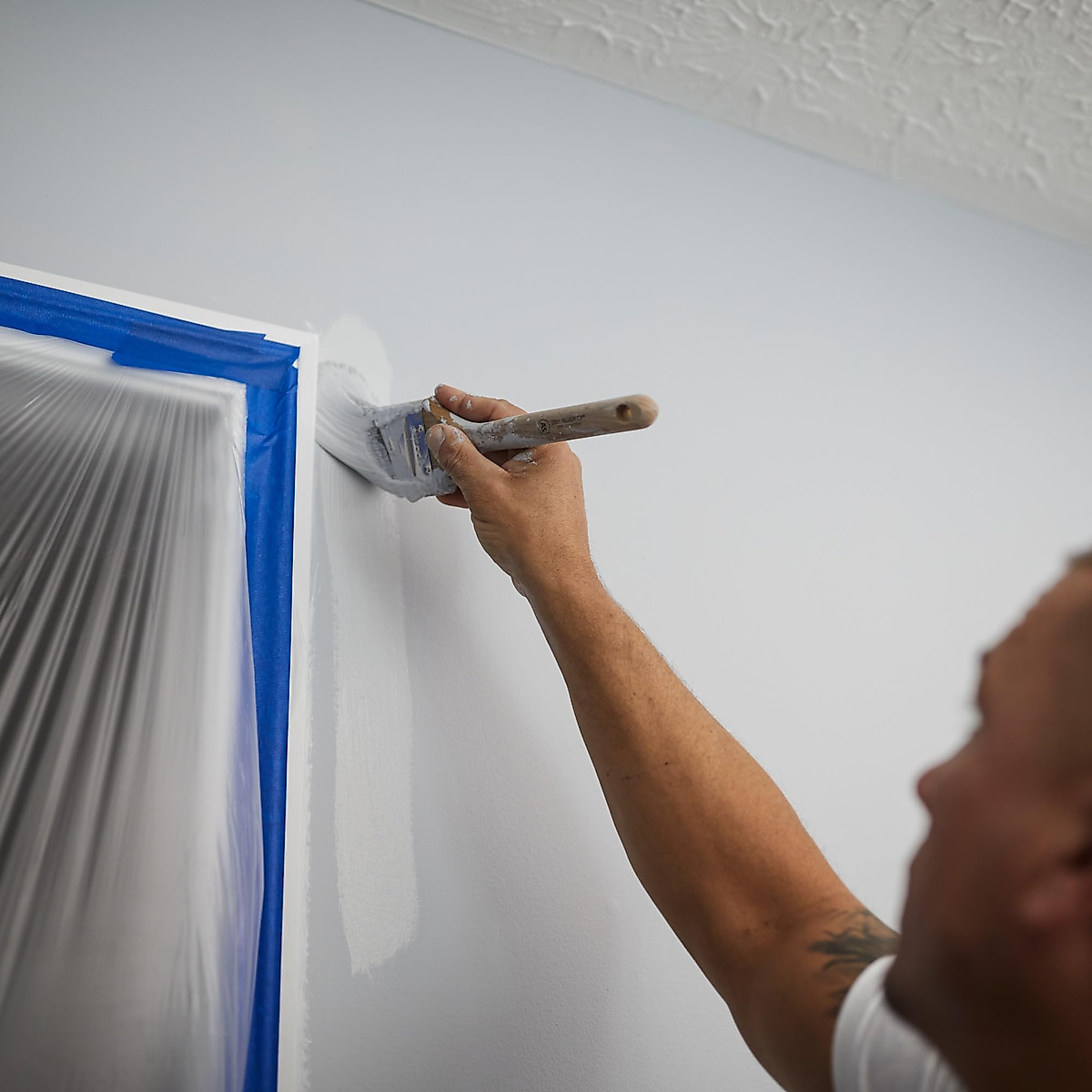 FROGTAPE 242750 Pro Painter's Tape with PAINTBLOCK, 1. 41-Inch x 60-Yards, Blue, 6 Rolls