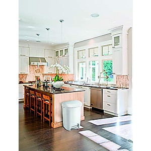 Rubbermaid Classic 13 Gallon Premium Step-On Trash Can with Lid and Stainless-Steel Pedal, White Waste Bin for Kitchen