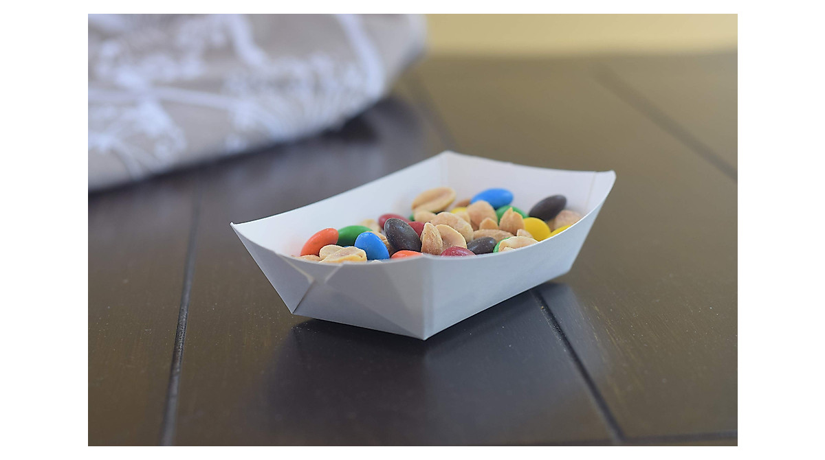 JA Kitchens Mini White Paper Food Tray - 250 Count