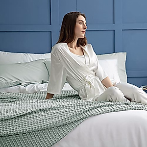 Bedsure Cooling Bamboo Waffle Queen Size Blanket - Soft, Lightweight and Breathable Full Blankets for Hot Sleepers, Luxury Cotton Throws for Bed, Couch and Sofa, Sage Green 90x90Inches