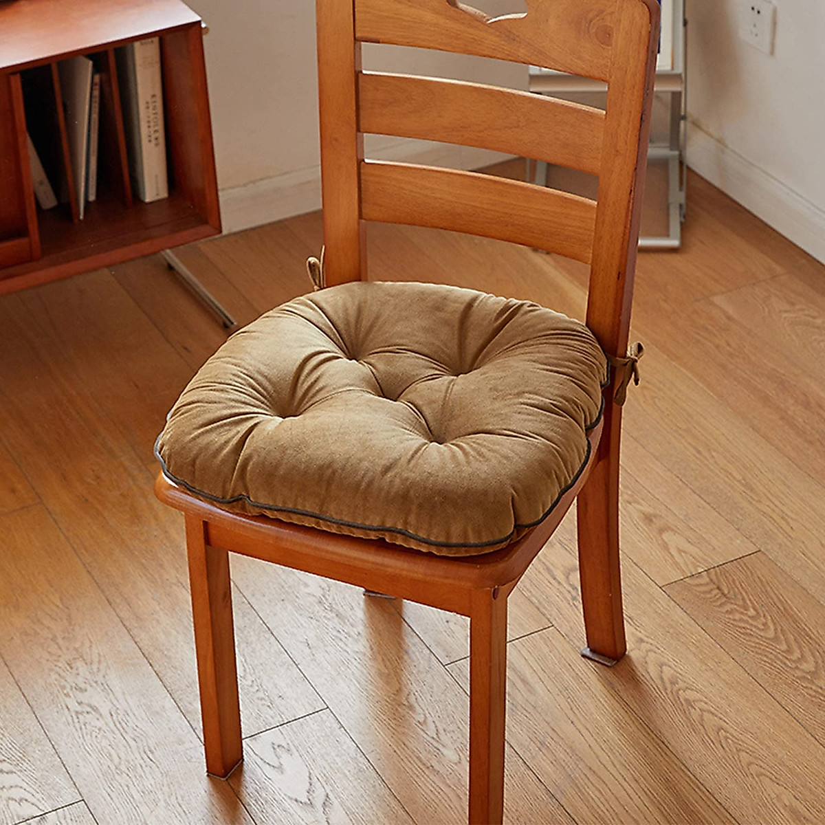 QQXX Velvet Dining Chair Cushion with Ties,Reversible Soft Comfort Chair Pad,Tufted Seat Cushion for Kitchen Dining Office Living Room Patio,Khaki,42x40cm(17x16)