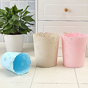 HMANE Wastebasket, Hollow Flower Shape Plastic Lidless Wastepaper Baskets Trash Can - M