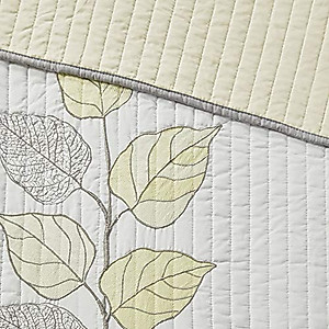 Madison Park Caelie Quilt Modern Classic Design All Season, Breathable Coverlet Lightweight Bedding Set, Matching Shams, Decorative Pillow, King/Cal King(104"x94"), Leaf Yellow 6 Piece